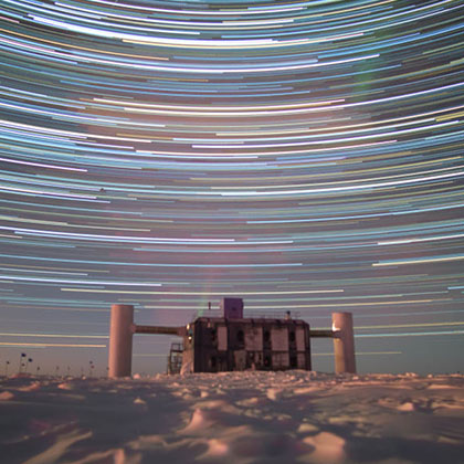 Icecube Hunting Neutrinos Mghpcc